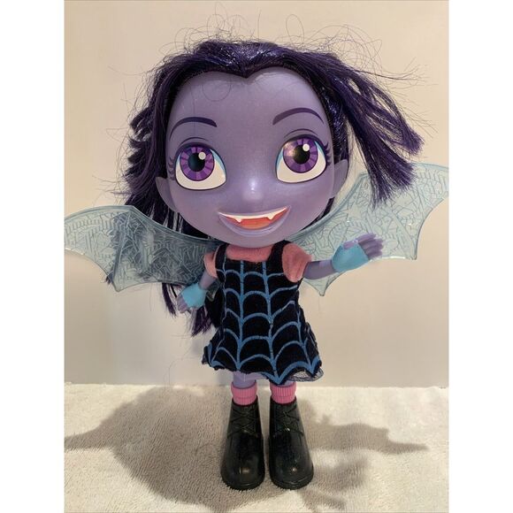 Disney | Toys | Disney Junior Vampirina Vee The Vampire Doll 2 Lights ...